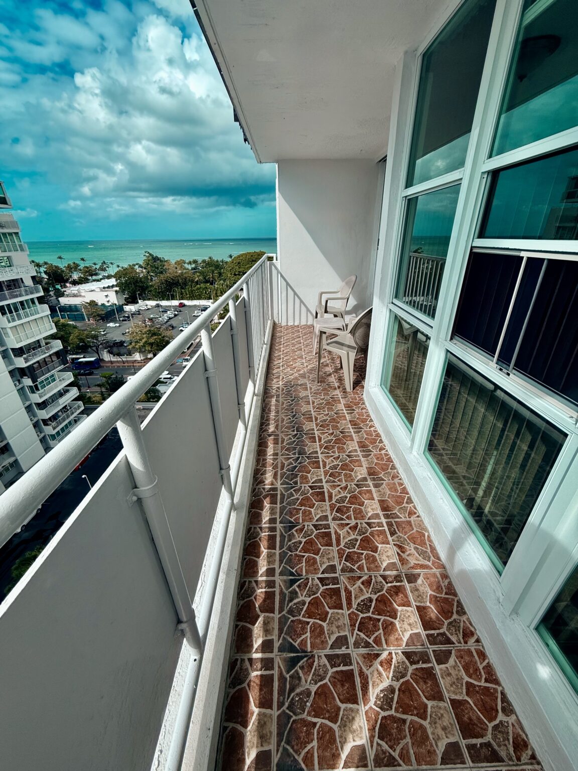 vickycamporealty.com